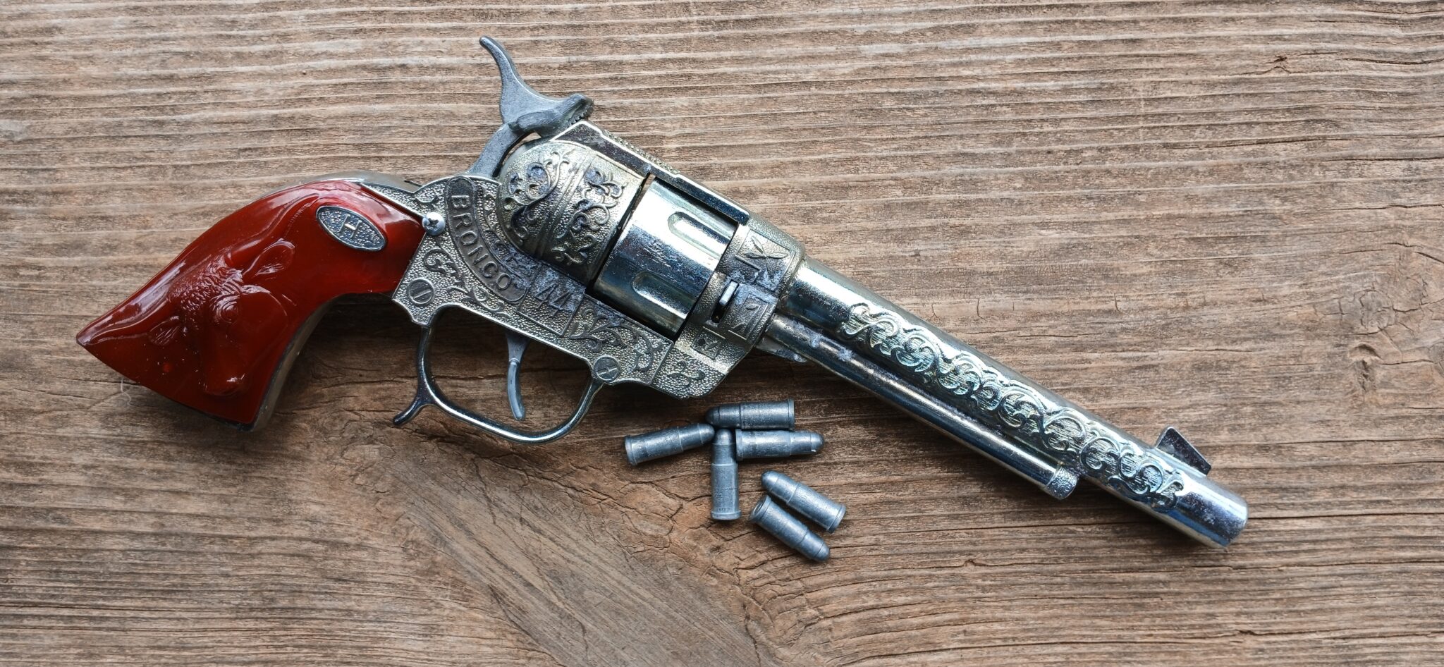 Bounty Hunter Bronco 44 cap gun plated series (Long Barrel) – Wild West ...